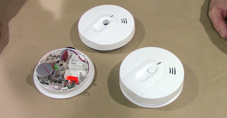 Why My Smoke Detector Beeps Twice Then Stopped? - Next Modern Home